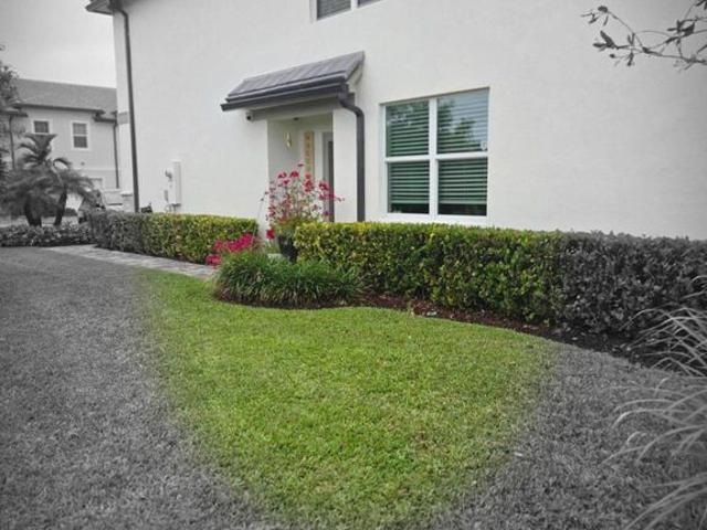 3 bedroom luxury Townhouse for sale in Lauderdale Lakes, Florida