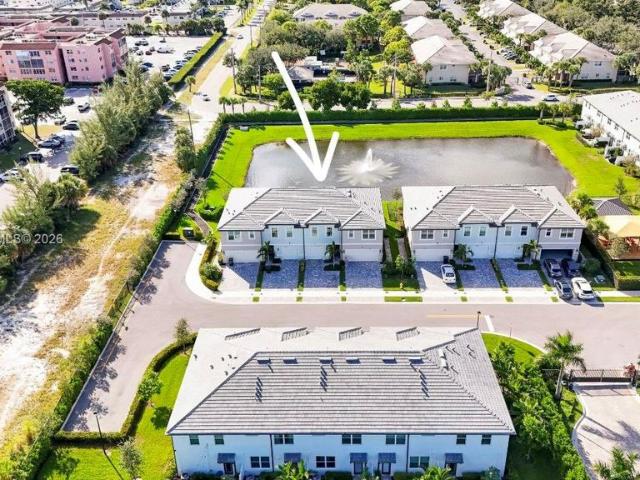 Luxury Townhouse for sale in Lauderdale Lakes, United States