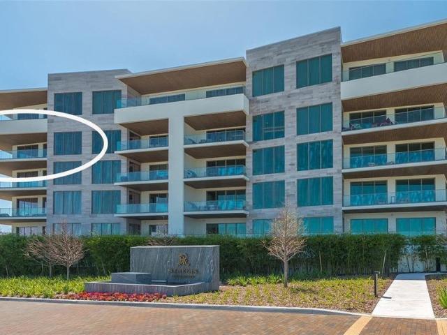 Luxury Townhouse for sale in Longboat Key, Florida