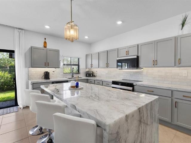 Luxury Townhouse for sale in Pompano Beach, Florida