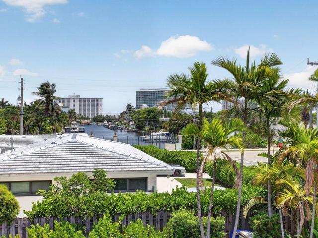 Luxury Townhouse for sale in Pompano Beach, Florida