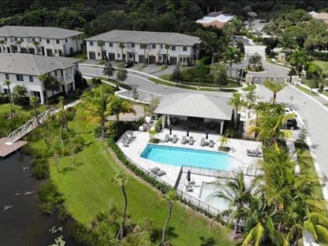 Luxury Townhouse for sale in Royal Palm Beach, Florida