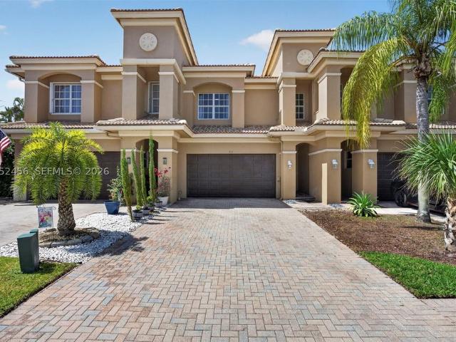 Luxury Townhouse for sale in Royal Palm Beach, Florida