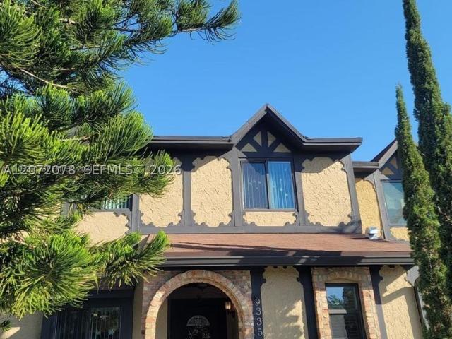 Luxury Townhouse for sale in Sunrise, Florida