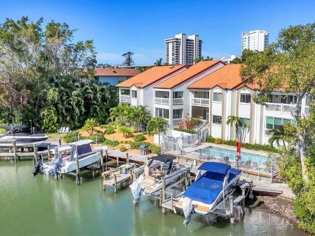 Luxury Townhouse for sale in Sarasota, Florida