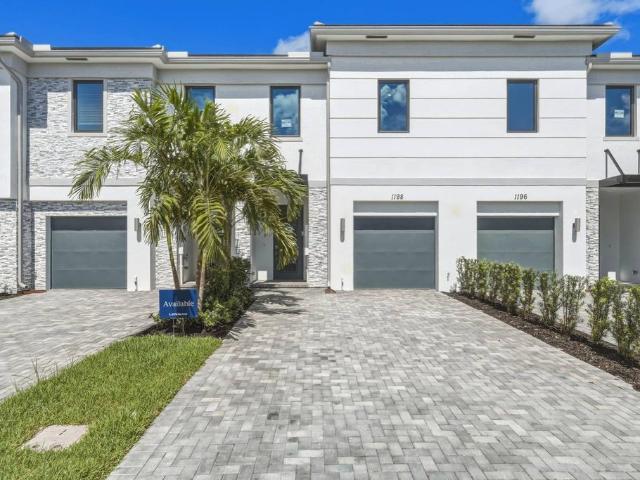 Luxury Townhouse for sale in Wellington, United States