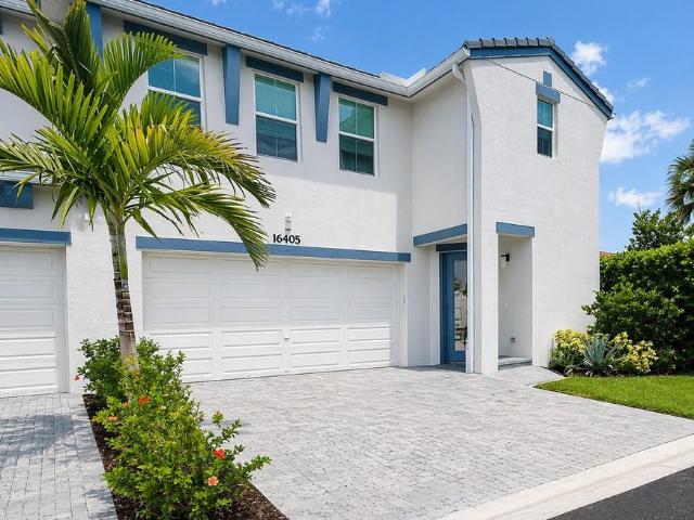 Luxury Townhouse for sale in Westlake, Florida