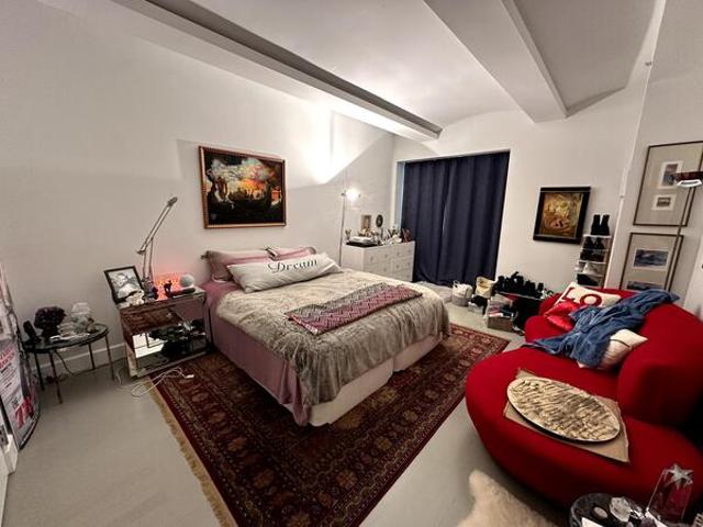 Luxury UWS Room with Private Bath Near Central Park