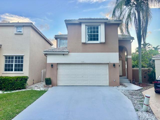 Luxury Villa for rent in Coconut Creek, Florida