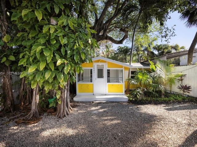 Luxury Villa for rent in Coconut Grove, Florida