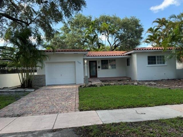 Luxury Villa for rent in Coral Gables, Florida