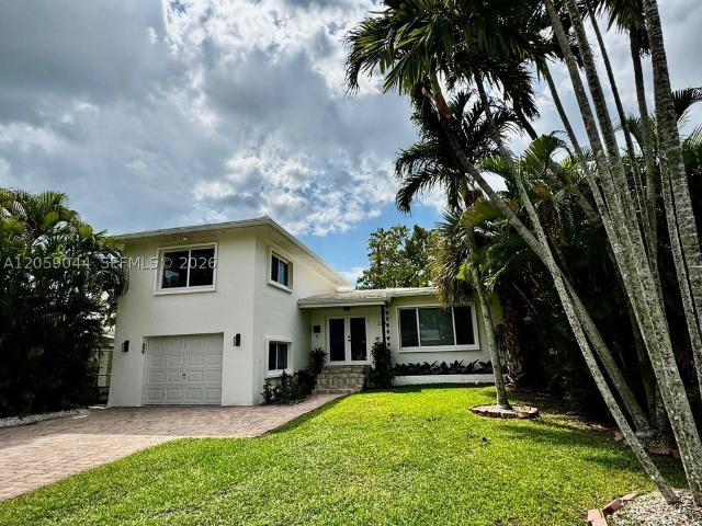 Luxury Villa for rent in Coral Gables, Florida