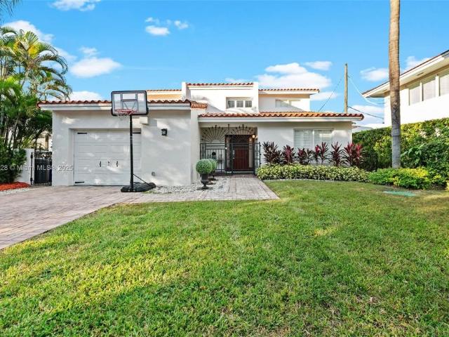 Luxury Villa for rent in Coral Gables, United States