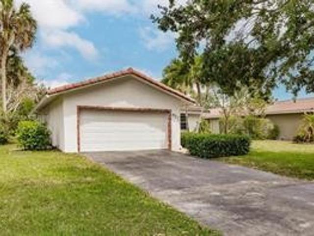 Luxury Villa for rent in Coral Springs, United States
