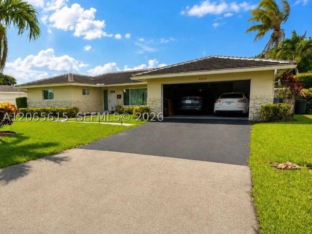 Luxury Villa for rent in Coral Springs, United States