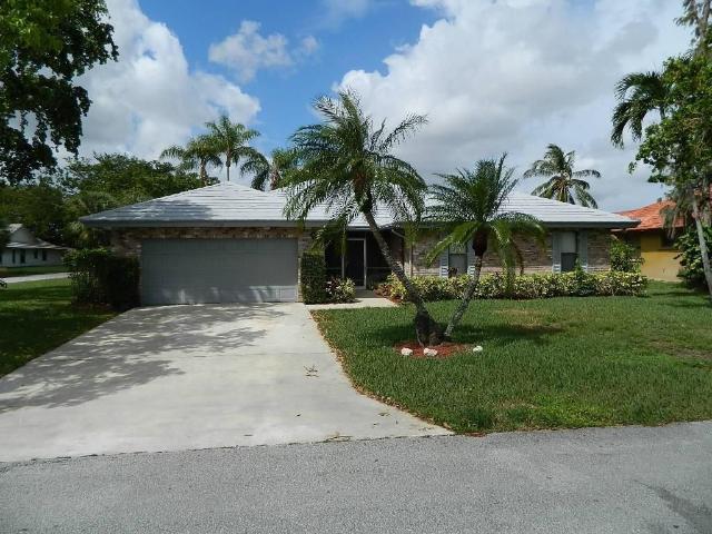 Luxury Villa for rent in Coral Springs, Florida
