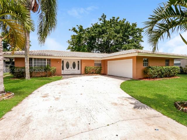 Luxury Villa for rent in Coral Springs, Florida