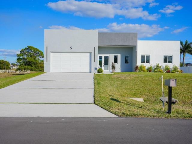 Luxury Villa for rent in Cape Coral, Florida