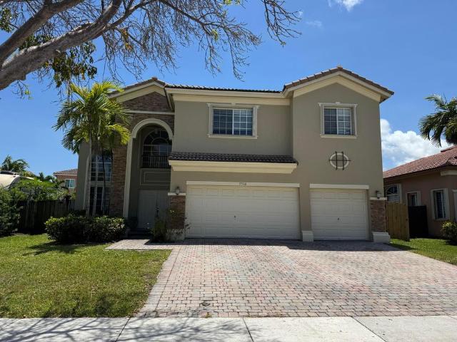 6 bedroom luxury Villa for rent in Cutler Bay, Florida