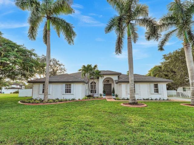 Luxury Villa for rent in Cutler Bay, Florida