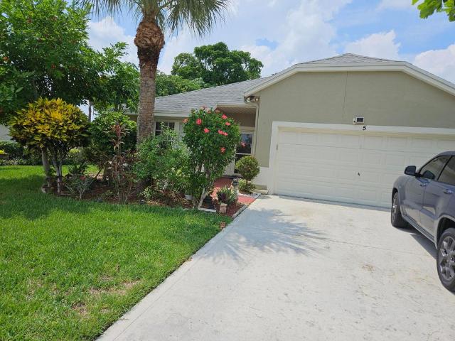 Luxury Villa for rent in Boynton Beach, Florida