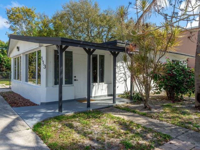 Luxury Villa for rent in Boynton Beach, Florida