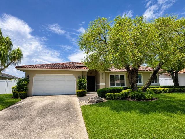 Luxury Villa for rent in Boca Raton, Florida