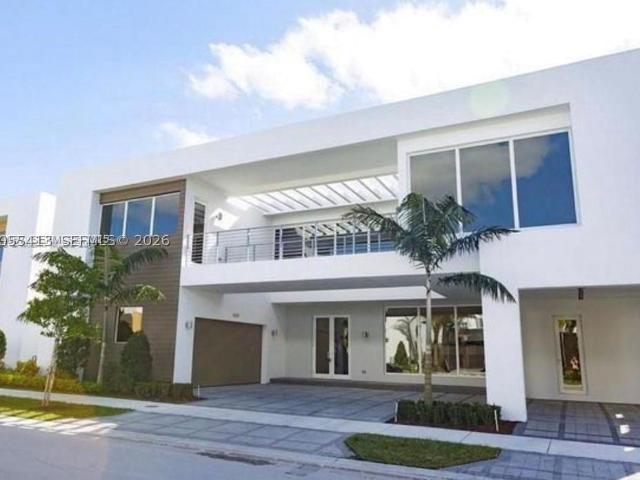 Luxury Villa for rent in Doral, Florida