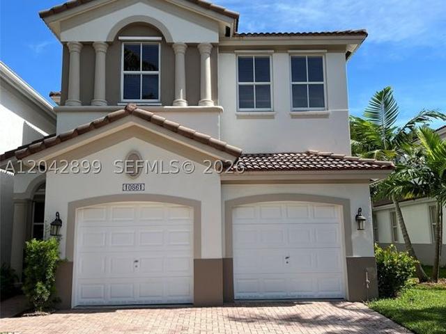 Luxury Villa for rent in Doral, Florida