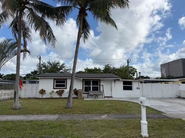 Luxury Villa for rent in Davie, United States
