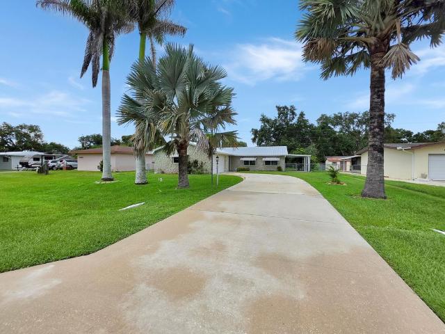 Luxury Villa for rent in Fort Pierce, United States