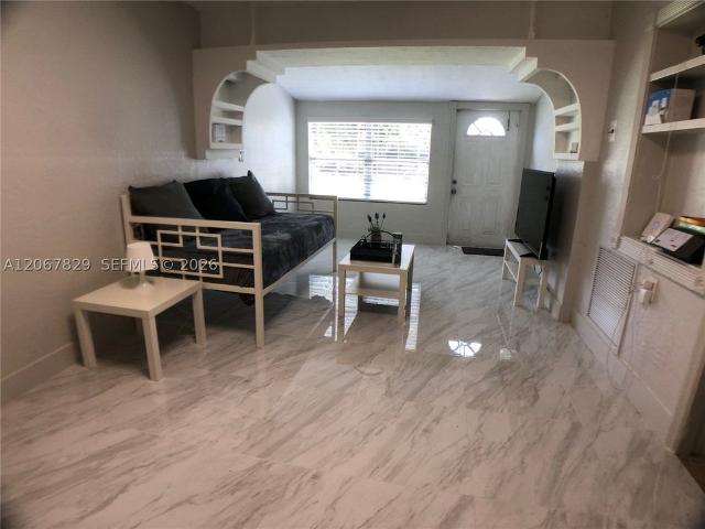 Luxury Villa for rent in Hollywood, Florida