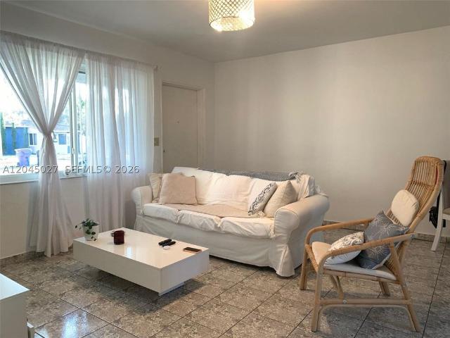Luxury Villa for rent in Hollywood, Florida
