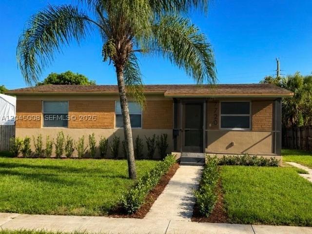 Luxury Villa for rent in Hollywood, Florida