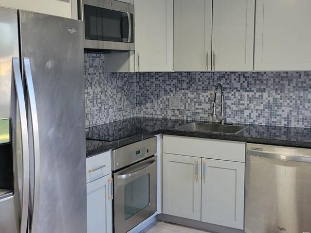 Luxury Villa for rent in Hollywood, Florida