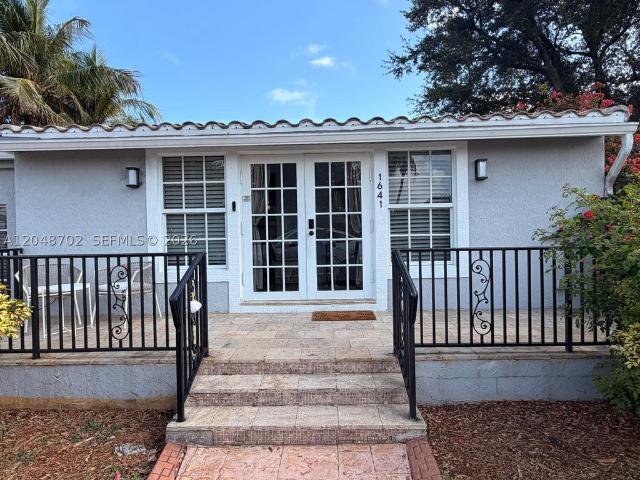 Luxury Villa for rent in Hollywood, Florida