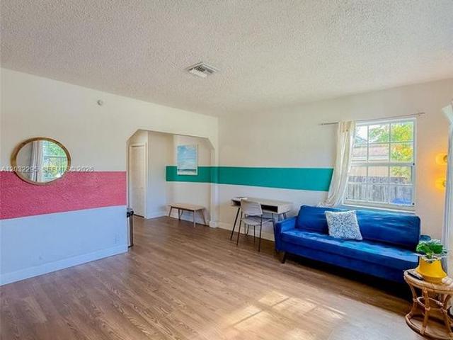 Luxury Villa for rent in Hollywood, Florida