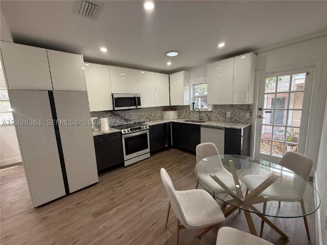 Luxury Villa for rent in Hollywood, Florida