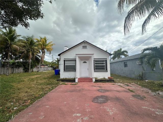 Luxury Villa for rent in Hollywood, Florida