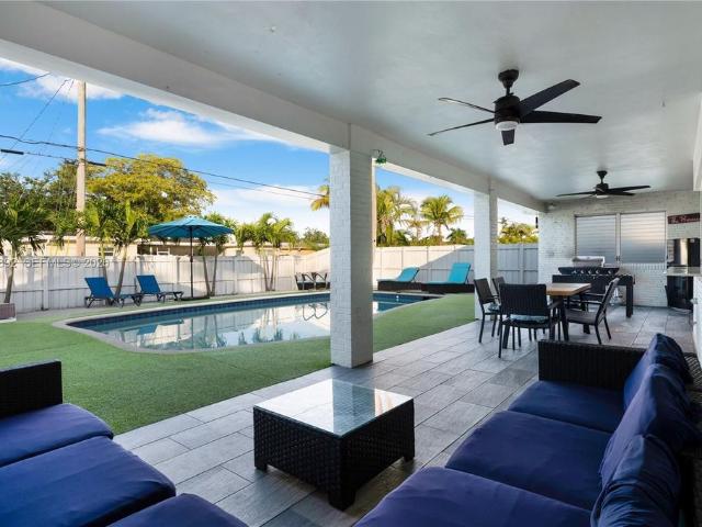 Luxury Villa for rent in Hollywood, Florida