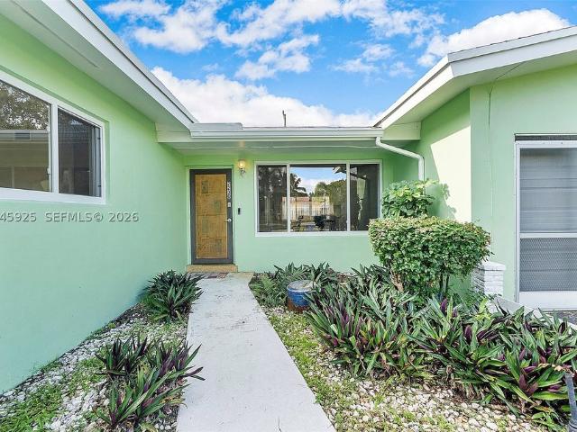 Luxury Villa for rent in Hollywood, United States