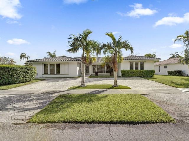 Luxury Villa for rent in Hollywood, United States