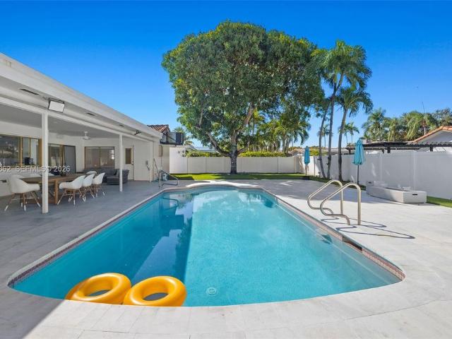 Luxury Villa for rent in Hollywood, United States