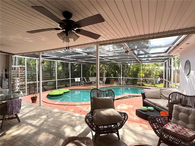 Luxury Villa for rent in Hollywood, United States