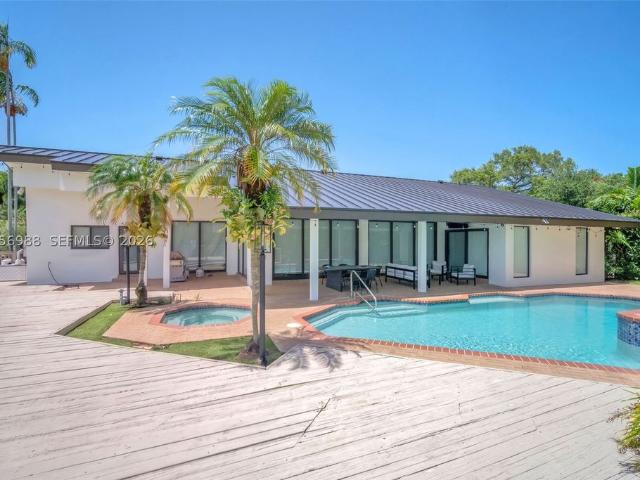 Luxury Villa for rent in Hollywood, United States