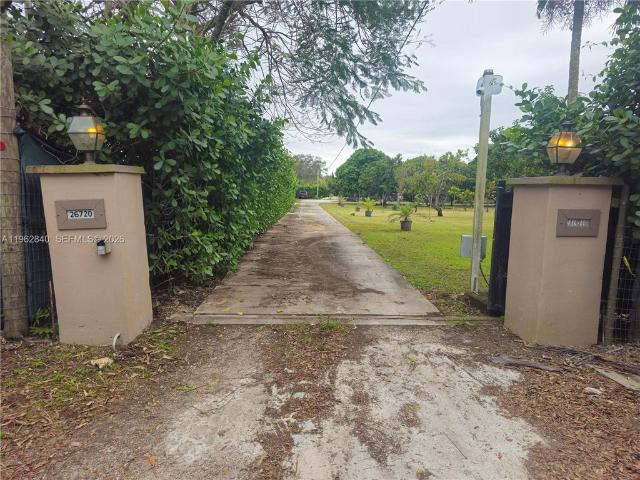 Luxury Villa for rent in Homestead, Florida