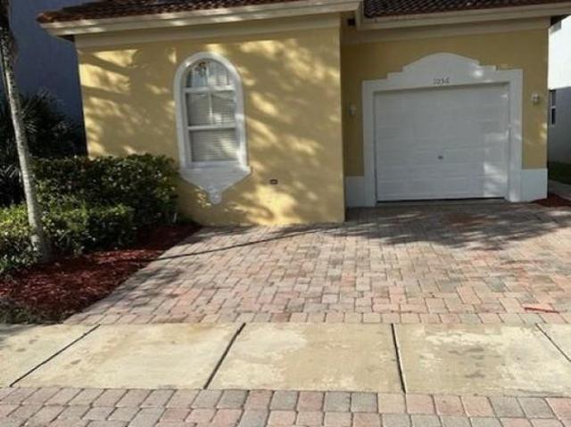 Luxury Villa for rent in Homestead, Florida