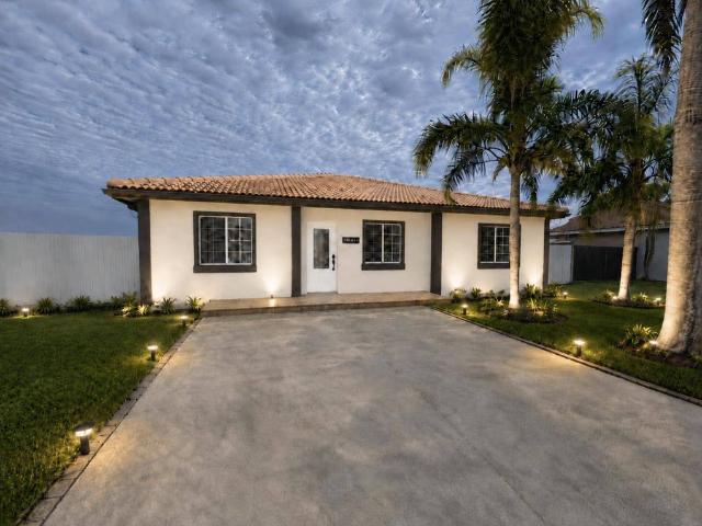Luxury Villa for rent in Homestead, United States