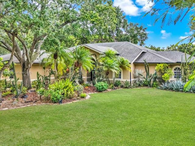 Luxury Villa for rent in Homestead, United States