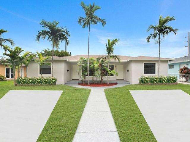 Luxury Villa for rent in Hallandale, United States